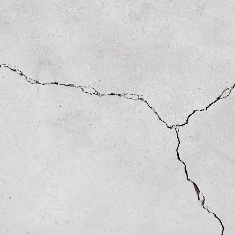 Signs Your Floor Screed Needs Repairs | Common Issues